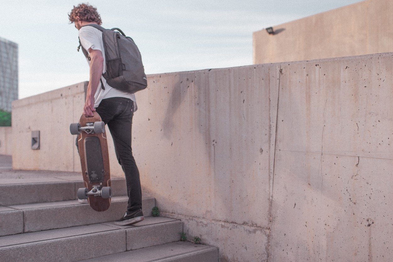 Elwing E1-500 : le skateboard électrique premium | Viacomit