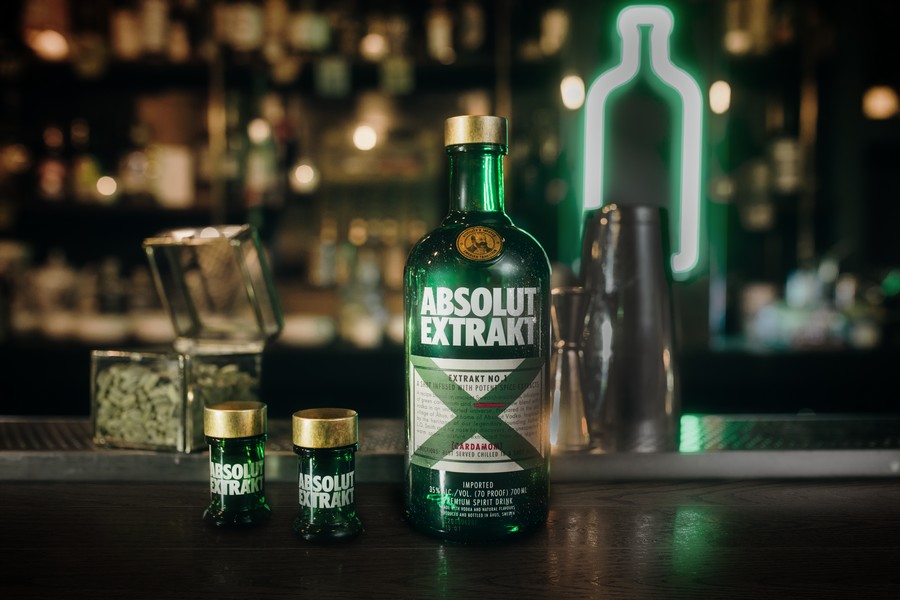 ABSOLUT-EXTRAKT-01 | Viacomit