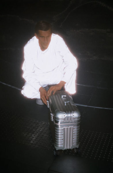 RIMOWA revisite son iconique Original Pilot Case | Viacomit