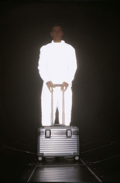 RIMOWA revisite son iconique Original Pilot Case | Viacomit