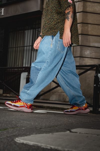 Les sneakers HUGO x Flowers For Society ont fait leur apparition lors ...